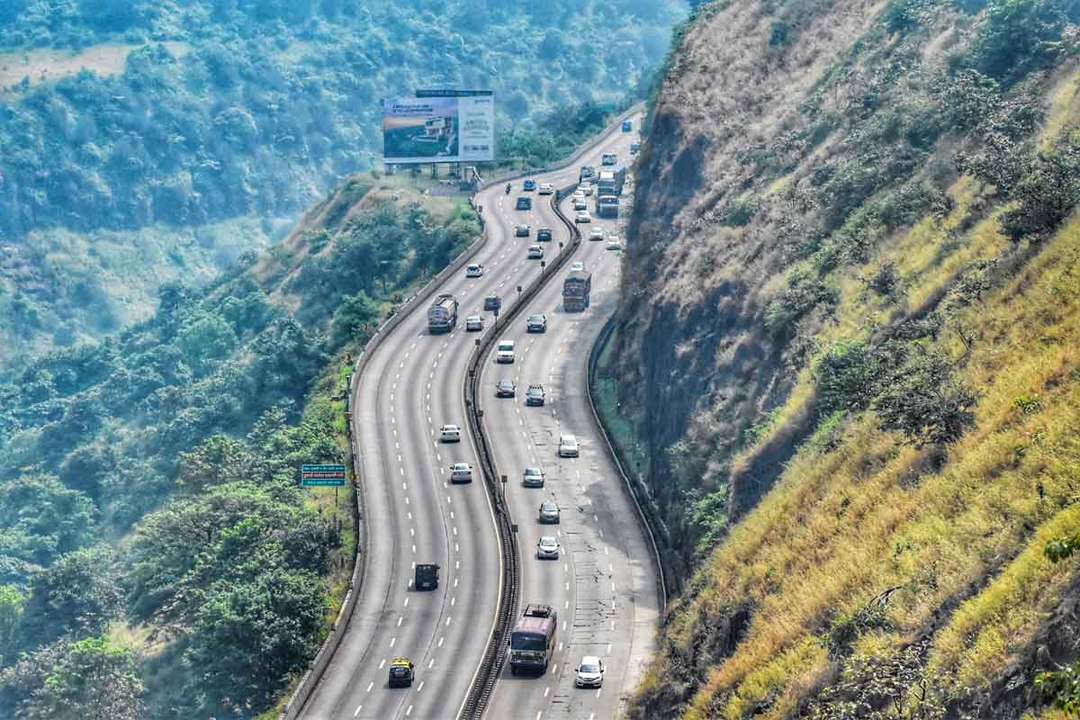 How to Reach Shillong by Air, Train, Road(Car/Bus/Bike)