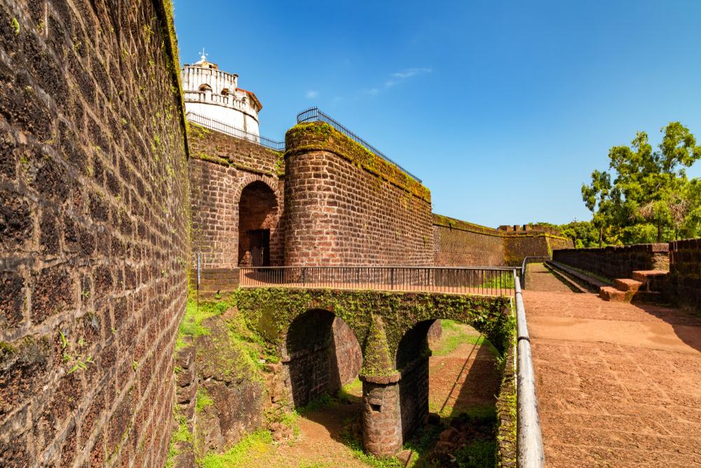 16 Ancient Forts in Goa - Forts in North and South Goa 2026